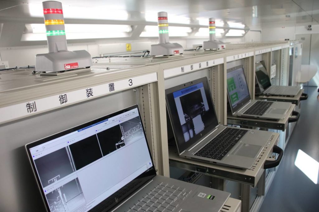 JR西日本の新型事業用車「DEC741」公開 クモヤ443「拡大版」の総合検測車 | 鉄道ニュース【鉄道プレスネット】