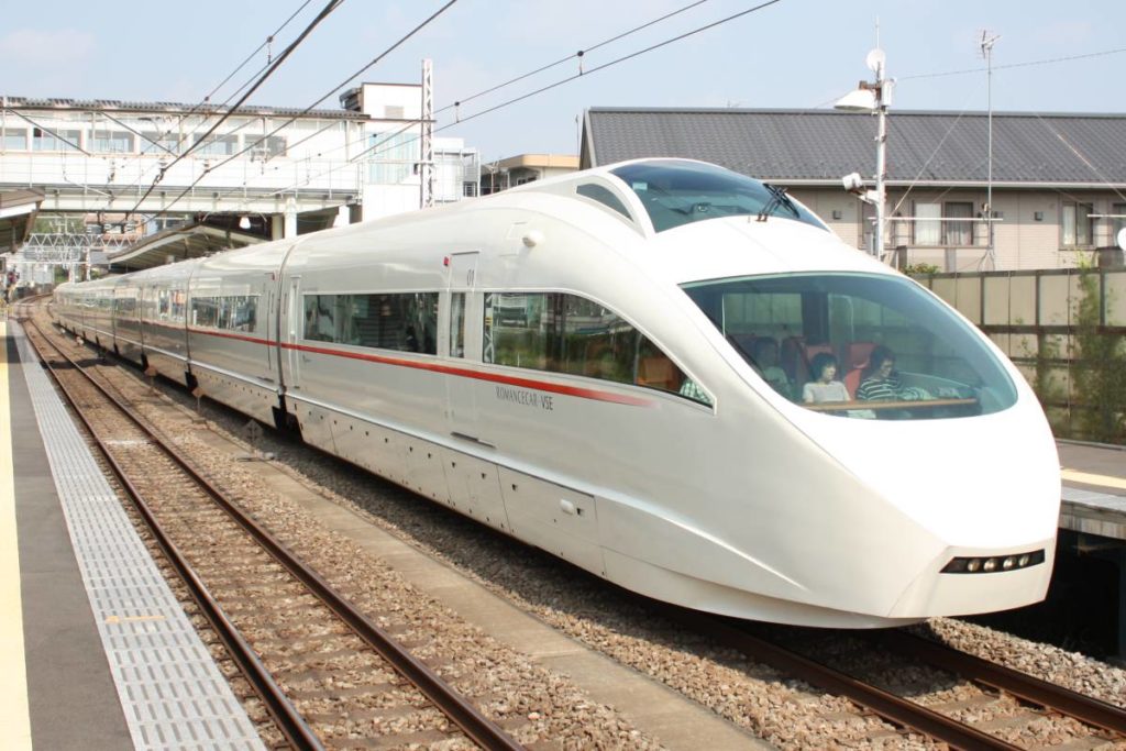 小田急「白いロマンスカー」VSEが年内に完全引退へ まず9月に1編成 | 鉄道ニュース【鉄道プレスネット】