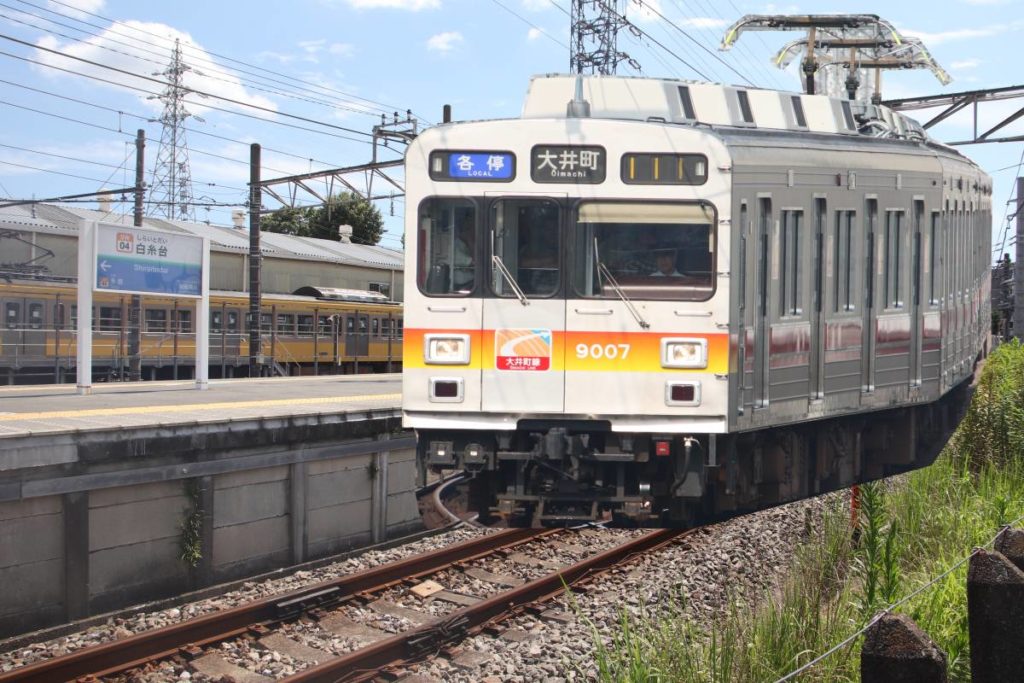 年末年始の鉄道「終夜運転」2024～2025年まとめ（関東） 前期と同規模 | 鉄道ニュース【鉄道プレスネット】